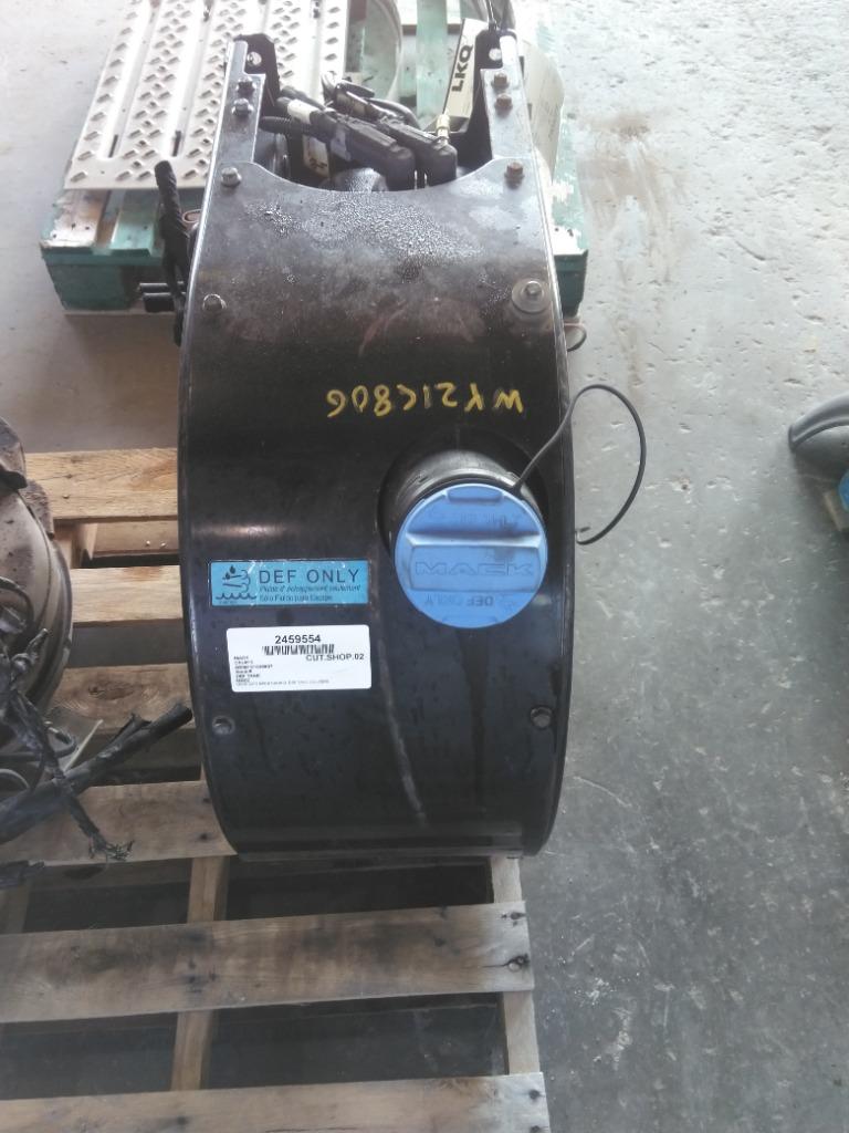 21839987 MACK CXU612 DEF TANK 3719820 | eBay